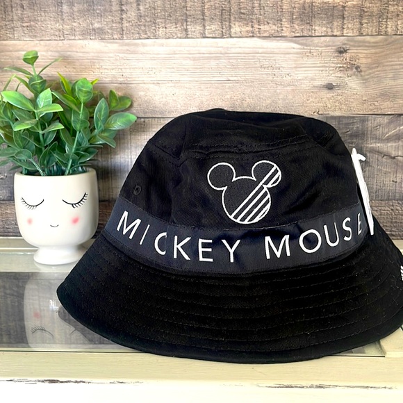 Disney | Accessories | New Unisex Neff Disney Mickey Mouse Black Bucket ...